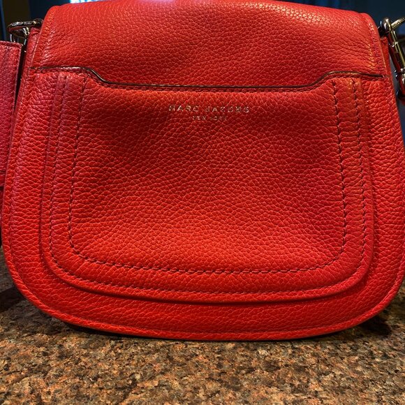 Marc Jacobs | Bags | Marc Jacobs Poppy Red Crossbody | Poshmark